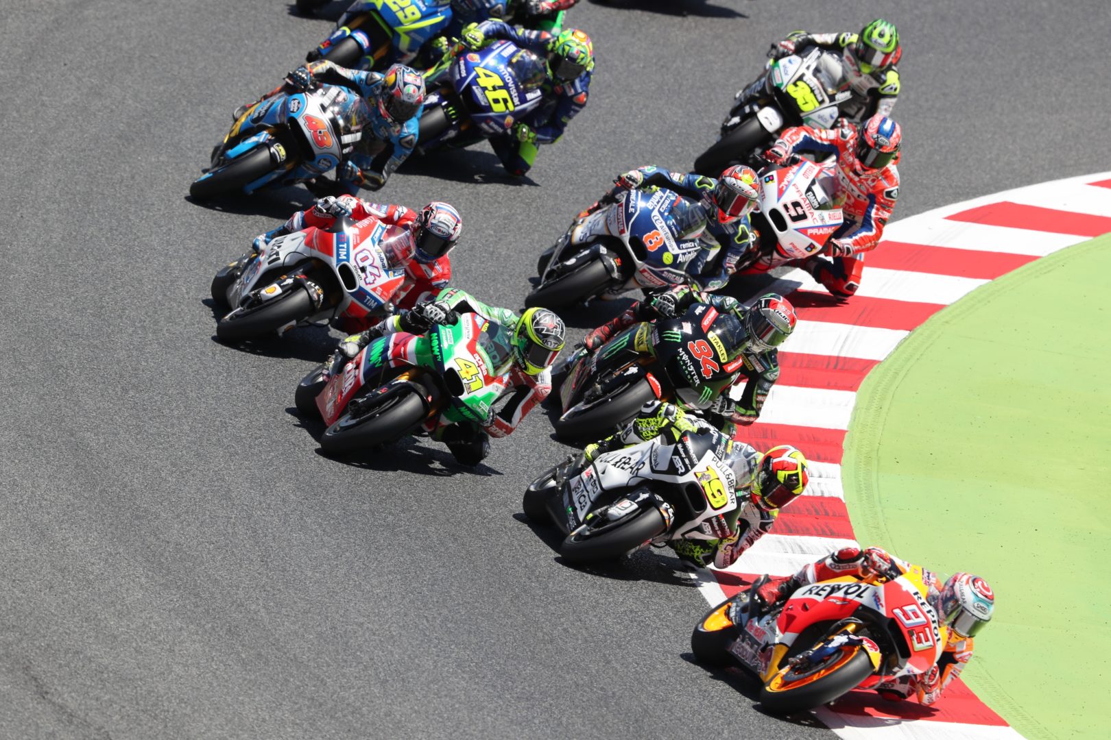 MotoGp Australia - Minyak tumpah latihan tertangguh | Motoqar