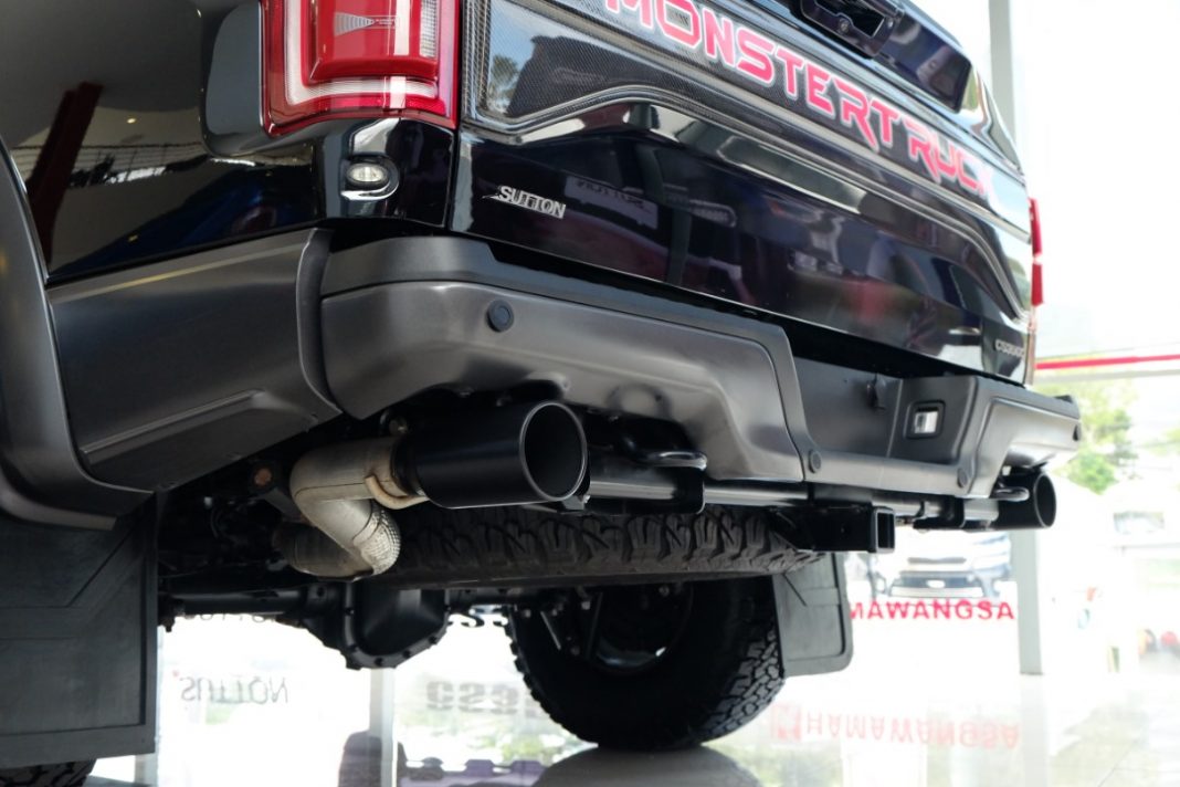 Hamawangsa Sutton CS 3500 ialah Ford F-150 Raptor yang boleh anda ...