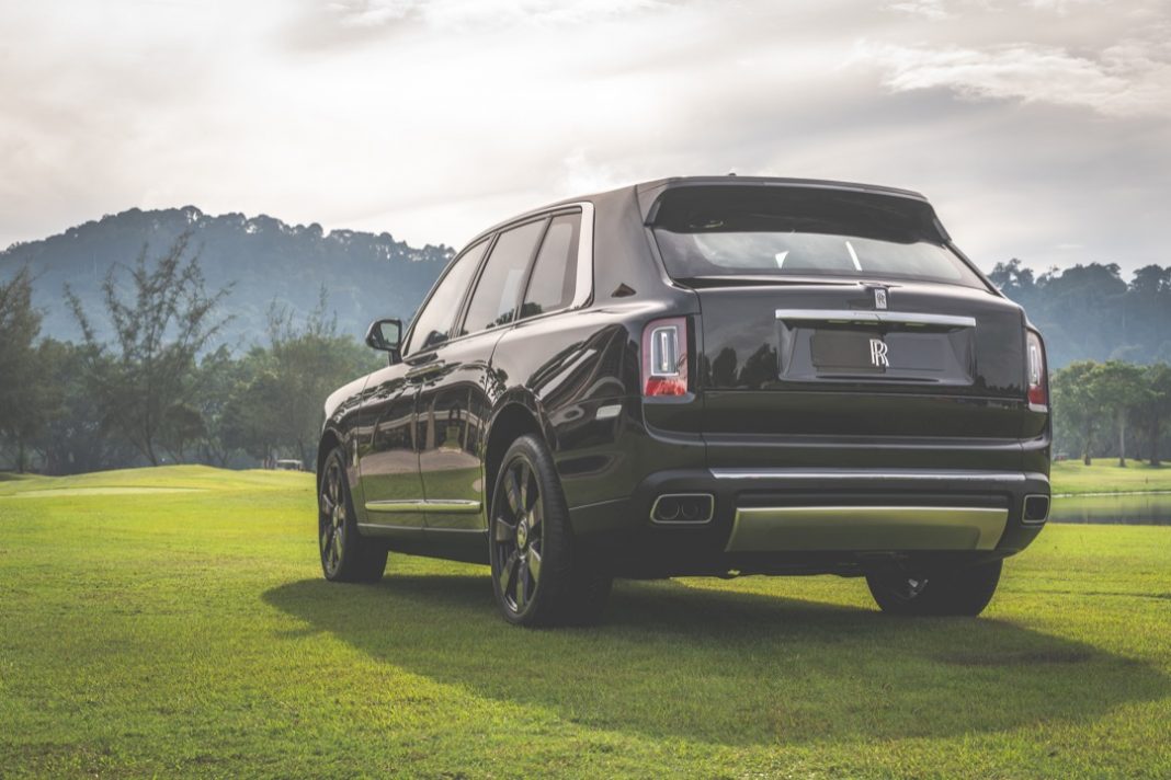 8 sebab mengapa Rolls-Royce Cullinan berharga RM1.8 juta • Motoqar