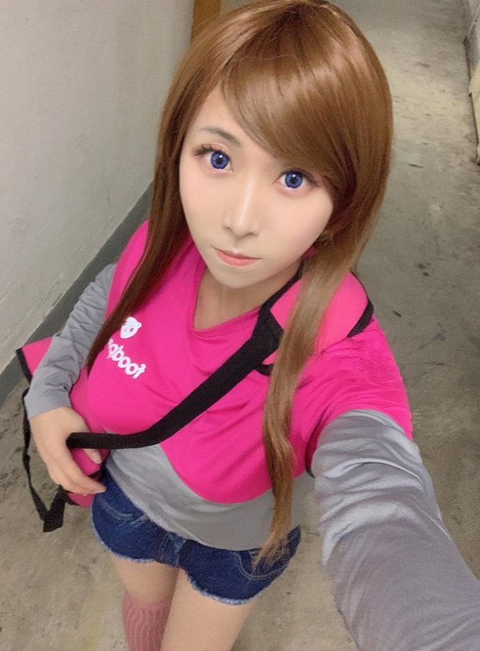 Awek cosplay buat Foodpanda | Motoqar