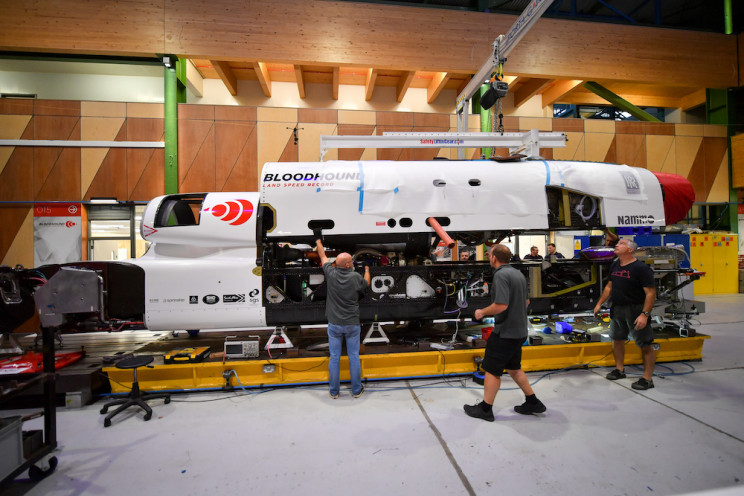 Bloodhound LSR optimis pecahkan rekod kenderaan darat terpantas iaitu 1 ...