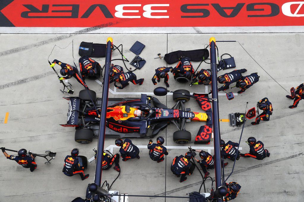 Pit stop terpantas: Pasukan Red Bull Racing pecahkan rekod dalam ...