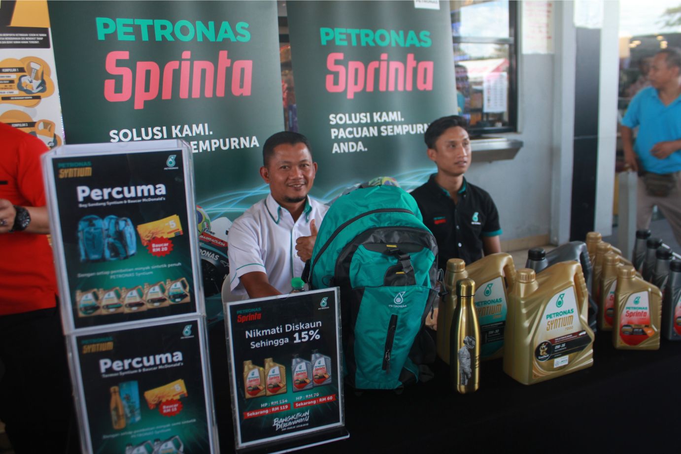 Kempen Petronas Coffee Break Tahun Baru Cina 2020 tawar kopi, snek dan ...