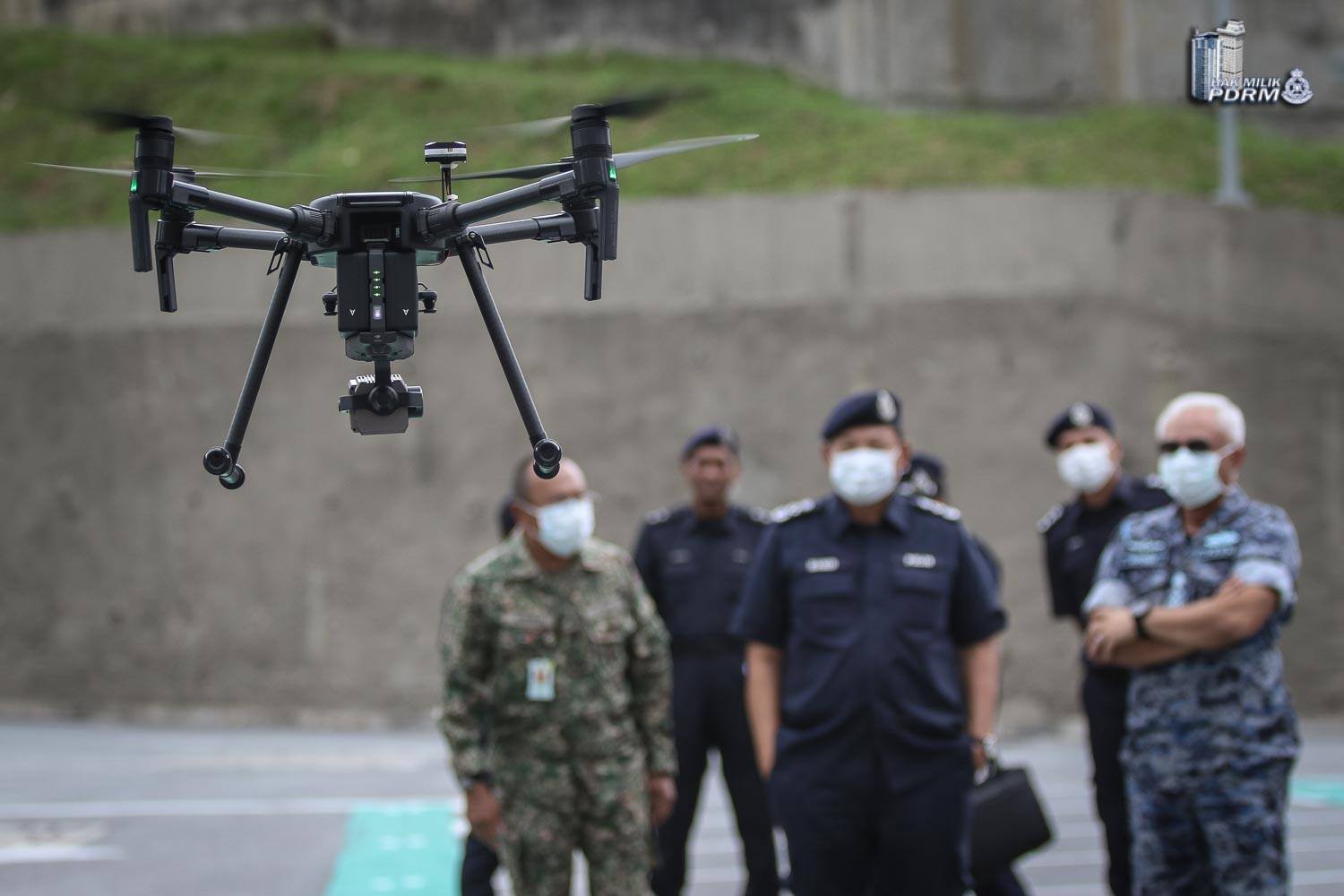 PDRM dan ATM pantau Perintah Kawalan Pergerakan gunakan dron [+video ...