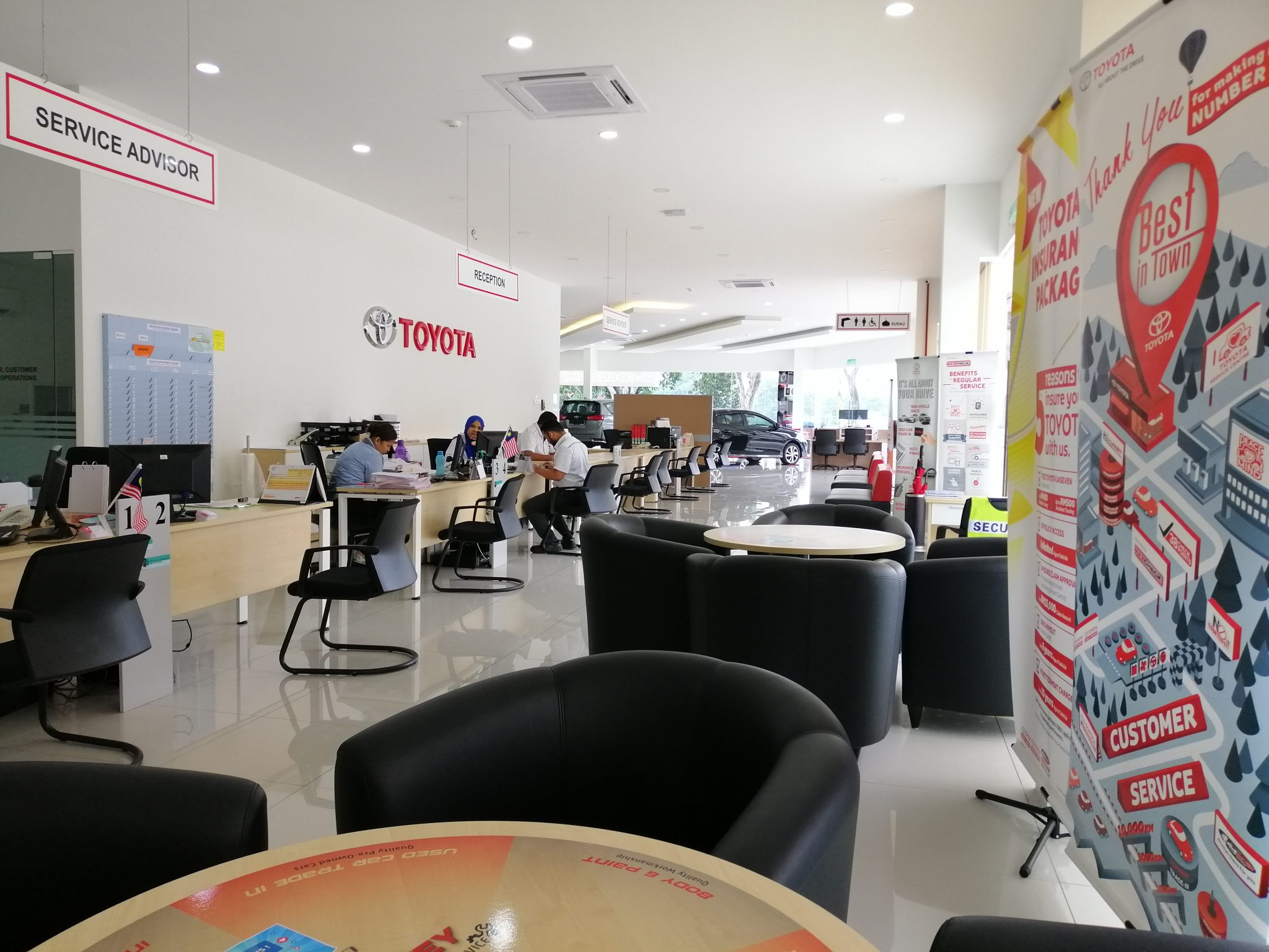 Toyota buka semula pusat servis terpilih, hanya kecemasan dan mustahak ...