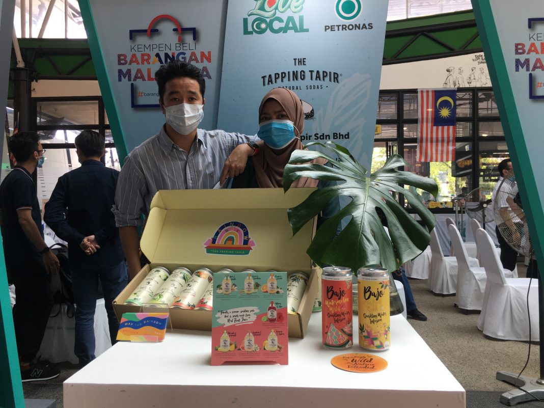 Petronas tawar rangkaian produk PKS tempatan di Kedai Mesra | Motoqar