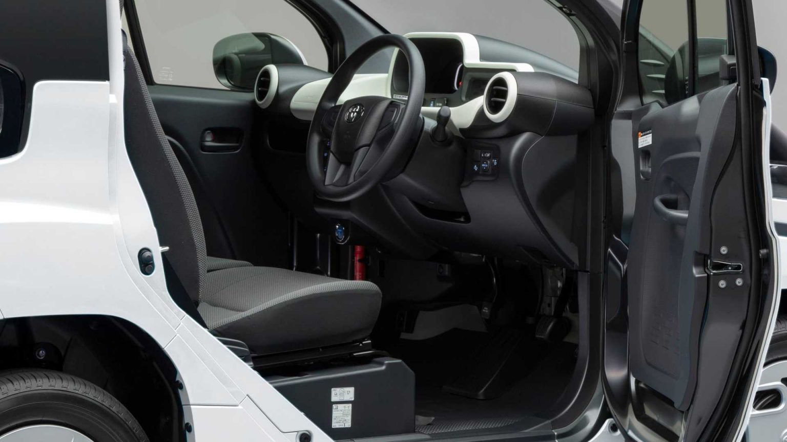 Toyota perkenalkan C+pod, EV dua tempat duduk dengan harga RM64k | Motoqar