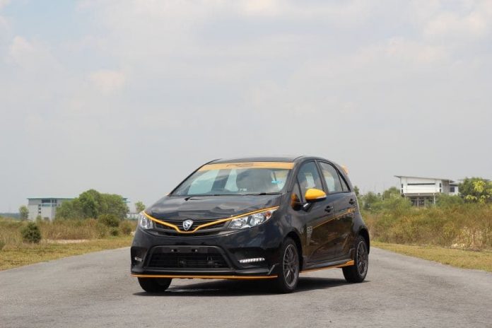 Proton Iriz dan Saga R3 Limited Edition dilancar dengan kemasan hitam ...