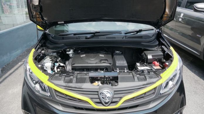 Proton Iriz dan Saga R3 Limited Edition dilancar dengan kemasan hitam ...