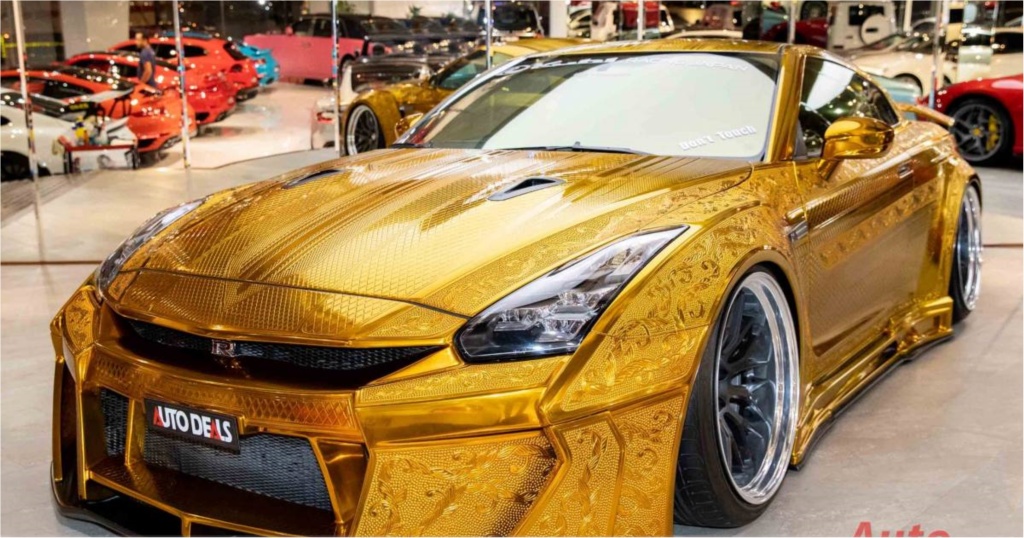 Nissan GT-R R35 bersalut emas talaan Kuhl Racing untuk dijual, harga ...