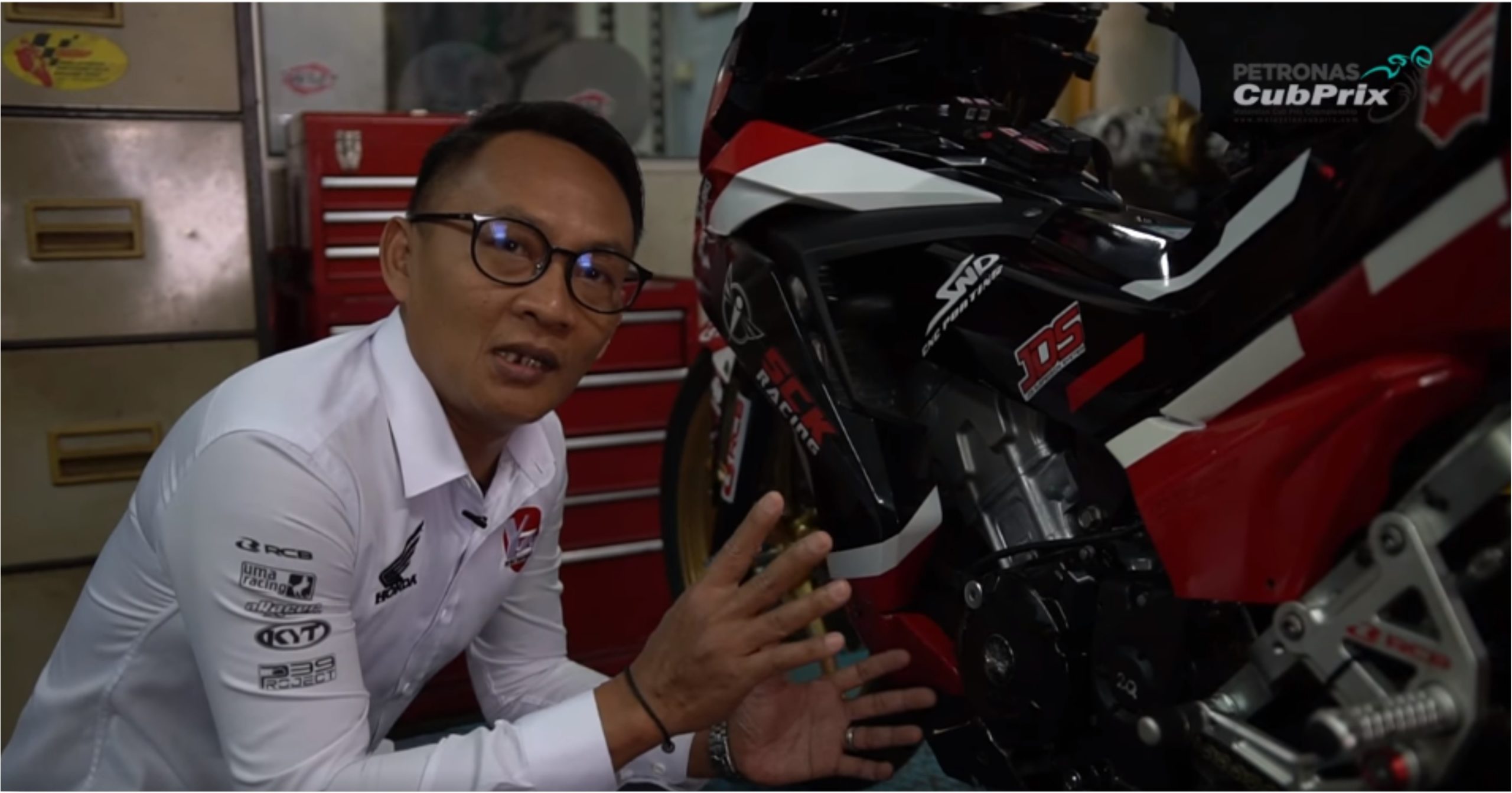 Shahrol Yuzy dedah jajan pada jentera lumba pasukannya | Motoqar