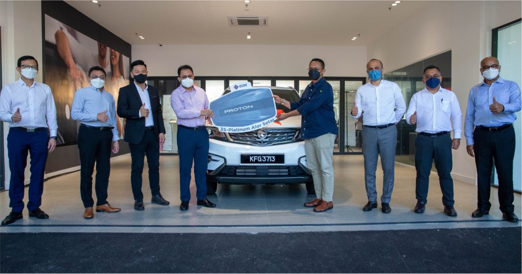 EON melancarkan pusat Proton 3S-Platinum pertama di Alor Setar | Motoqar