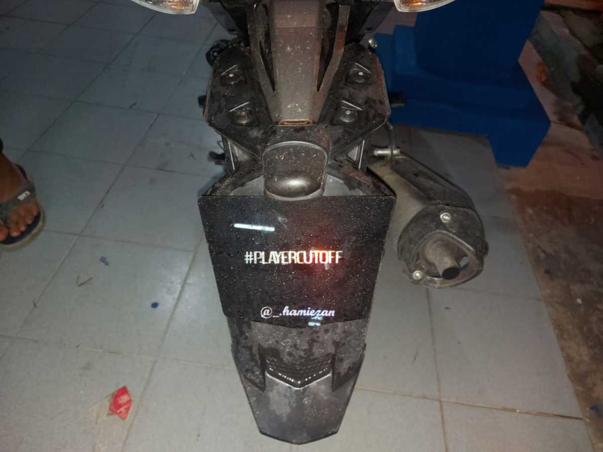 Padah tunggang motor tukar nombor plat… | Motoqar Padah tunggang motor tukar nombor plat… | Motoqar