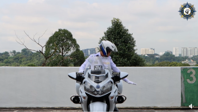 #TahukahAnda: Ini 3 isyarat tangan polis trafik pengiring yang perlu ...