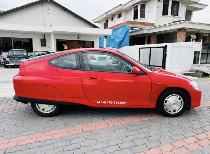 Honda Insight Gen 1 Tun Mahathir kini milik pemuda dari Kelantan | Motoqar