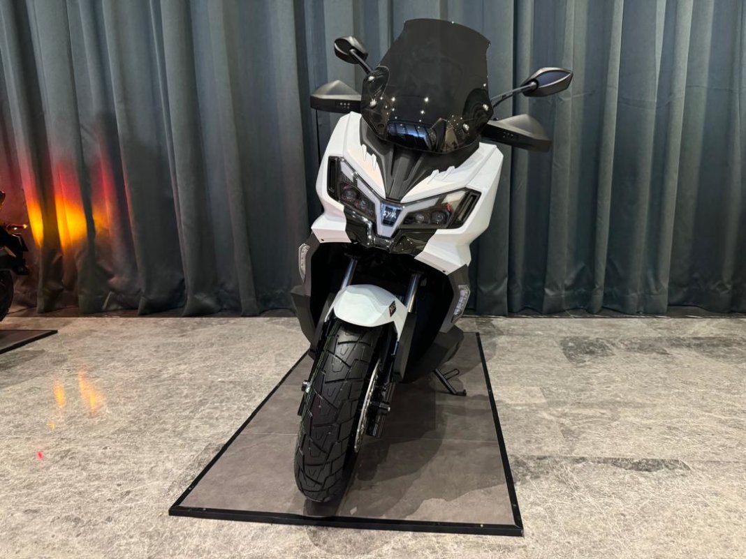 MForce Bike rasmi lancar SYM Husky 300, harga RM23,888 | Motoqar