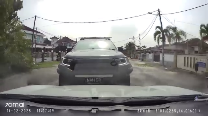 Tular: Polis kesan pemilik trak pikap sengaja langgar kereta | Motoqar