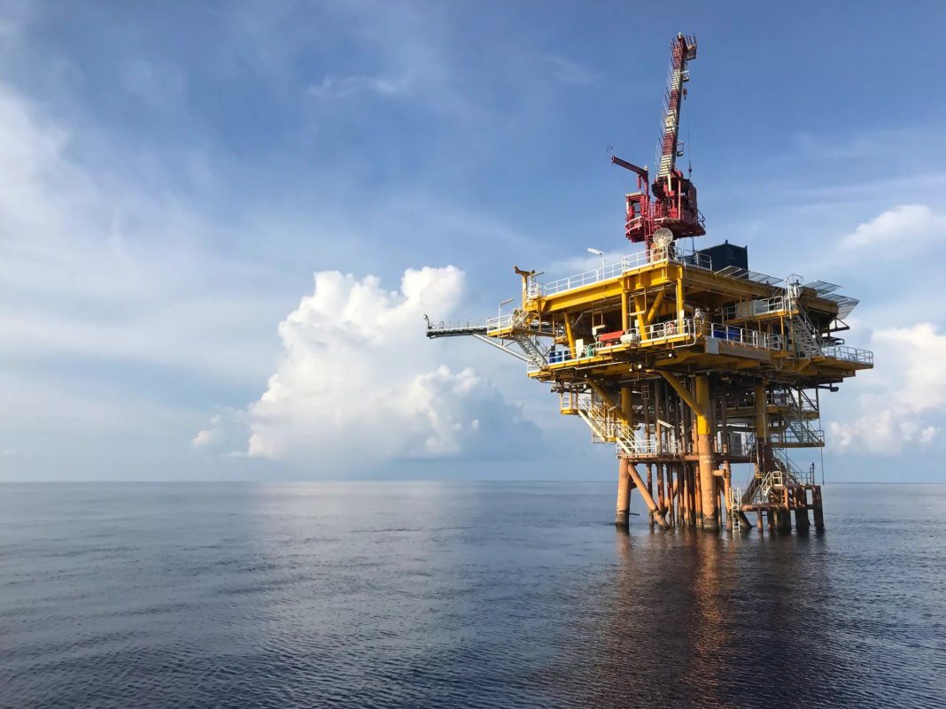 “Minyak kita tak lalu Selat Hormuz,” Exco Terengganu | Motoqar