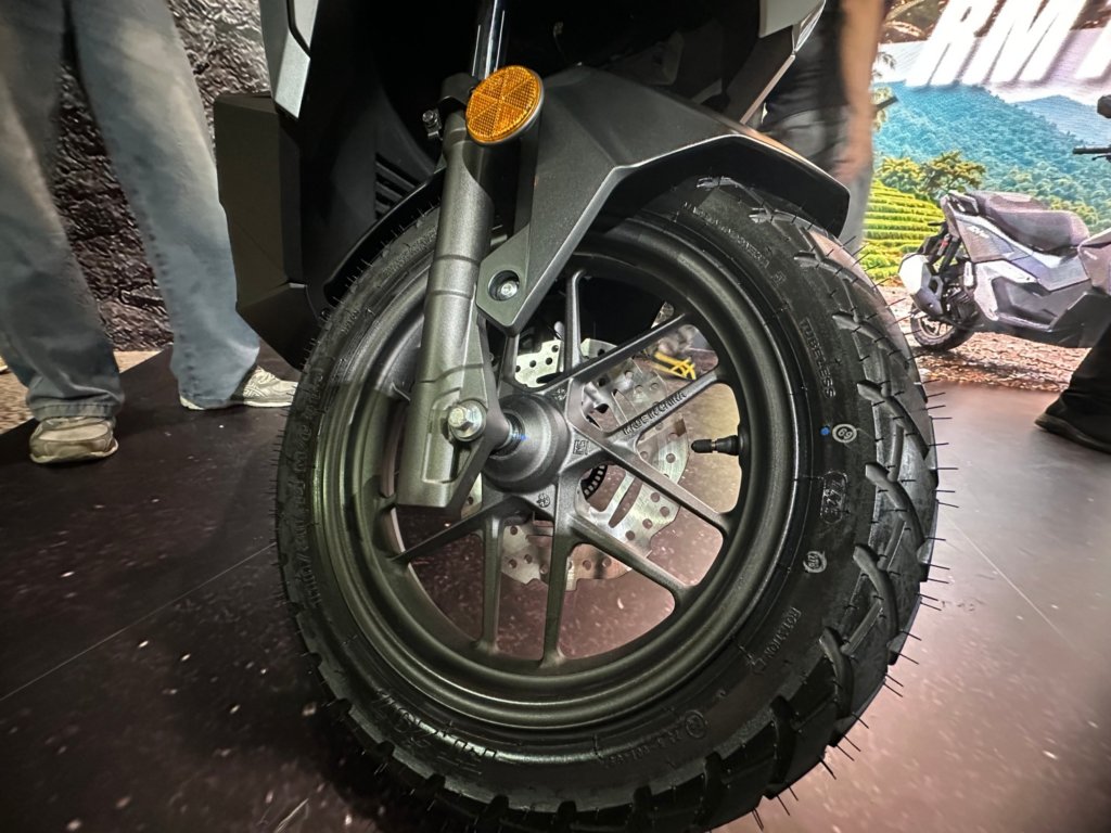 BSH rasmi lancar Honda ADV 160, harga mula RM13,249 | Motoqar