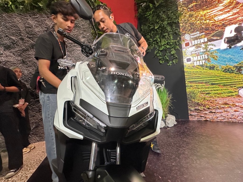 BSH rasmi lancar Honda ADV 160, harga mula RM13,249 | Motoqar